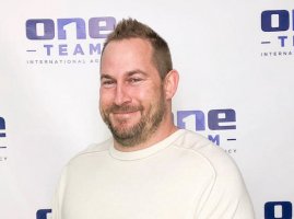 A Look Into the Spectacular Sports Card Collection of Jason Koonce ...